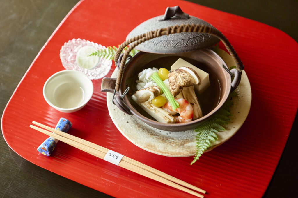 How to eat Dobin mushi | Appreciating the broth from a cup before ...