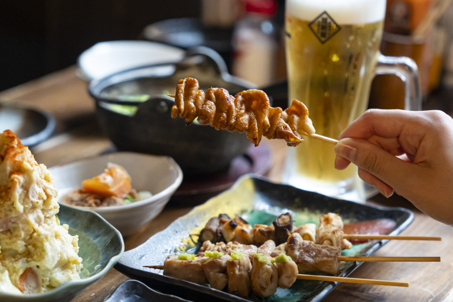 How to eat yakiton | a true Japanese favorite of skewered pork! ｜goodie ...