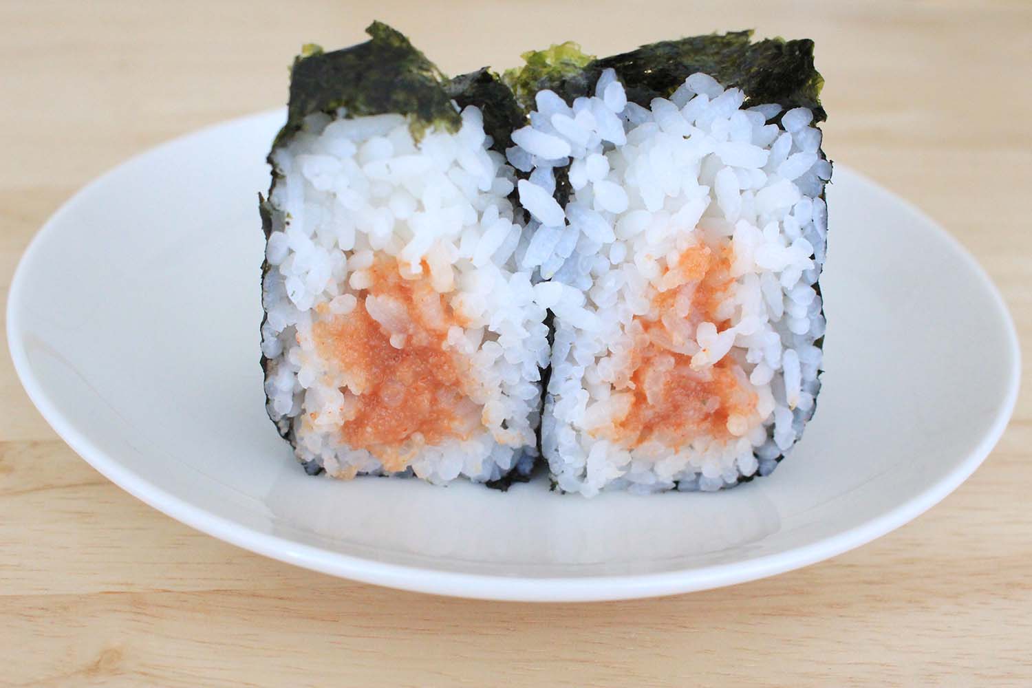 How to eat convenience store onigiri (rice balls) | Easily open each ...