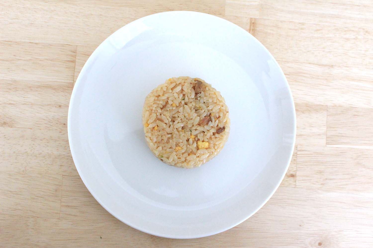 How to eat convenience store onigiri (rice balls) | Easily open each ...